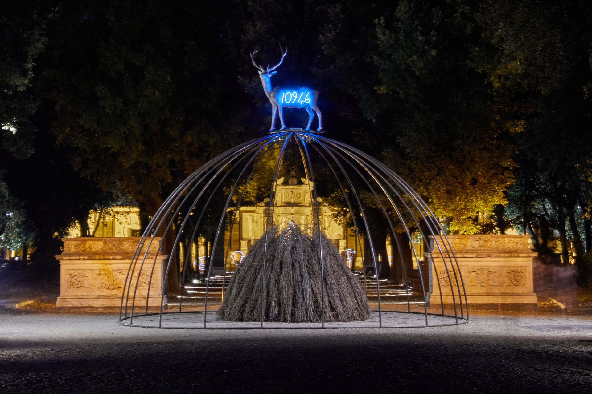 Igloo di Mario Merz alla Reggia di Venaria | Fondazione Merz